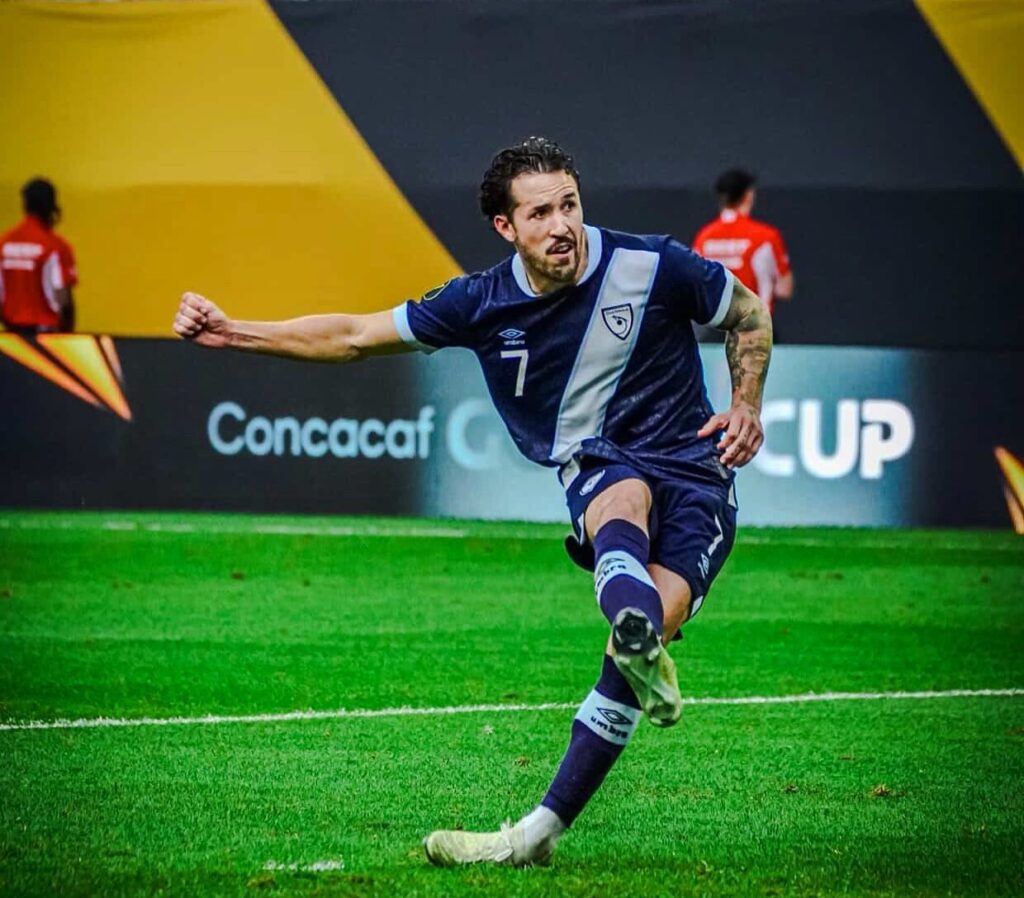 Aarón Herrera abre su corazón y presume su amor por Guate – Buenas ...