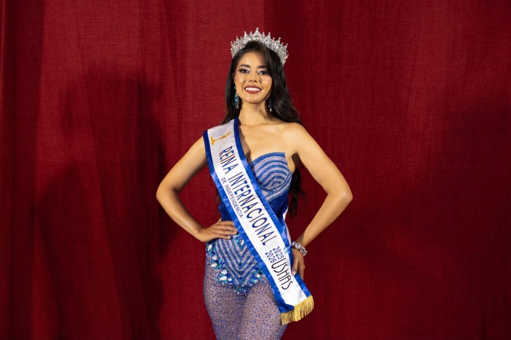 María Paula Álvarez, elegida Reina Nacional de las Fiestas de ...