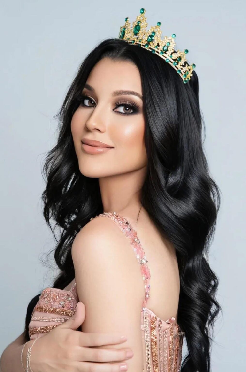 Jutiapa pone en alto el nombre de Guate: Hilda Gutiérrez rumbo a Miss ...