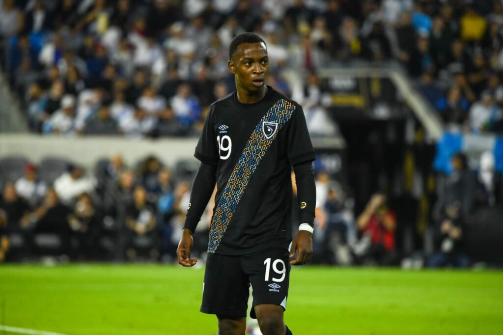 Marvin Ávila Jr. está listo para brillar en Brasil – Buenas Noticias ...